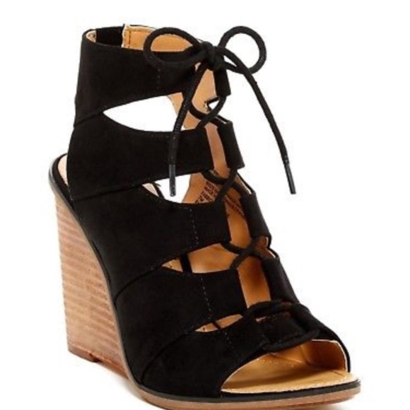 Melrose and Market | Shoes | Melrose And Market Black Wedge Sandals ...